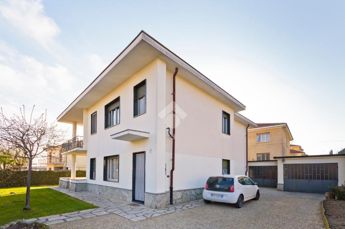 Villa in vendita a Chieri