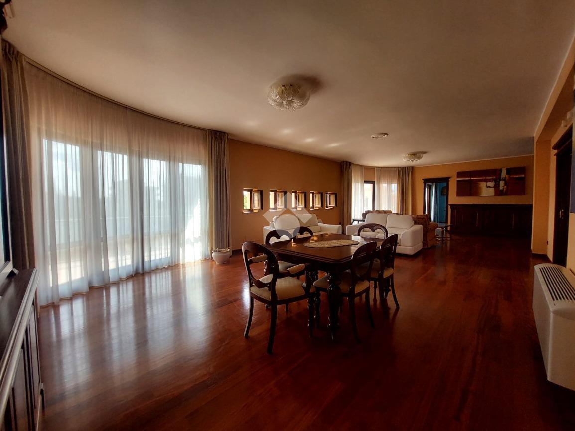 Villa in vendita a Strongoli Foto-6