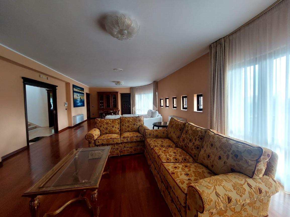 Villa in vendita a Strongoli Foto-10