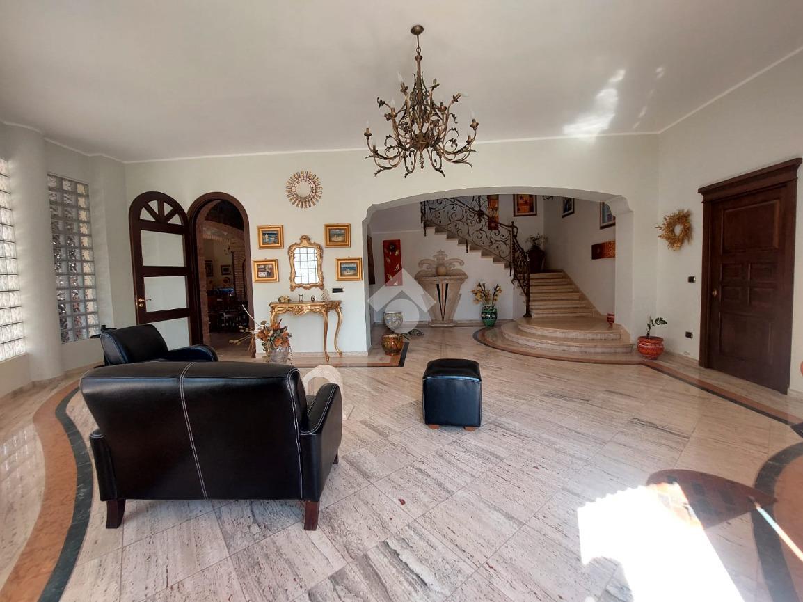 Villa in vendita a Strongoli Foto-31