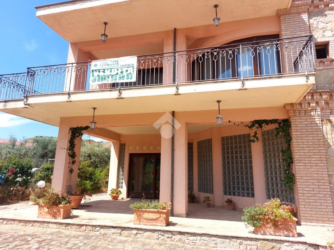 Villa in vendita a Strongoli Foto-34