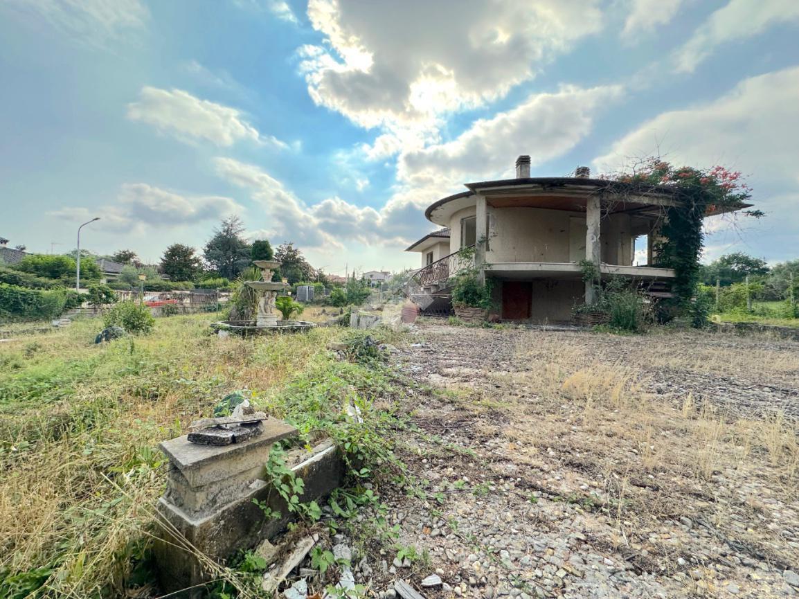 Villa in vendita a Genzano Di Roma