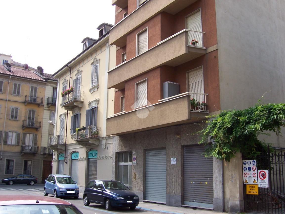 Negozio in affitto a Torino