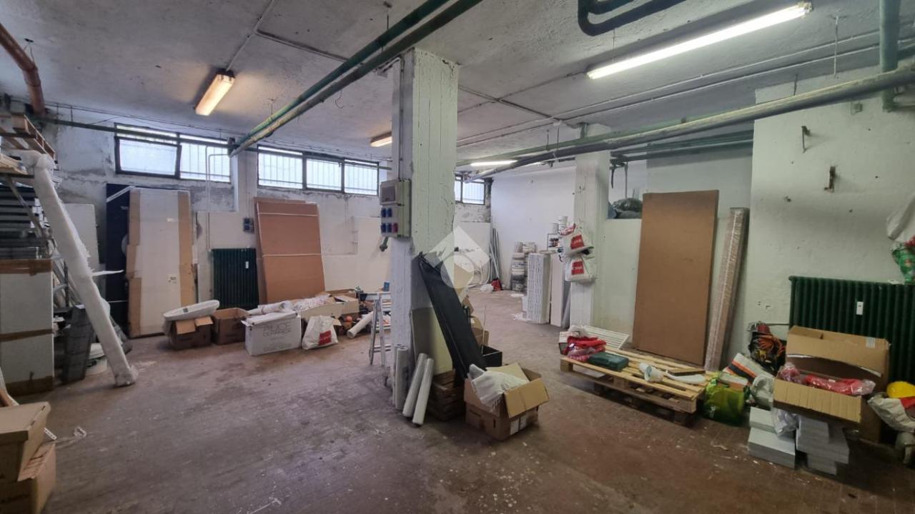 Magazzino in affitto a Torino