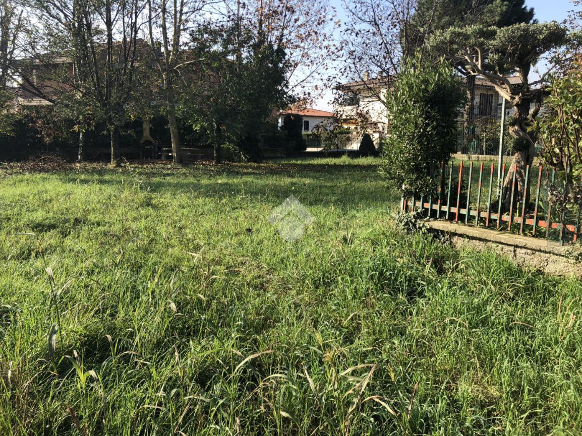 Terreno edificabile in vendita a Flero