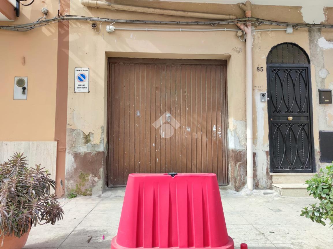Box in vendita a Palermo