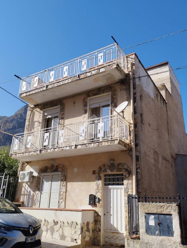 Appartamento in vendita a Palermo