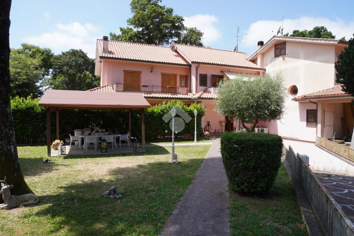 Villa in vendita a Ariccia