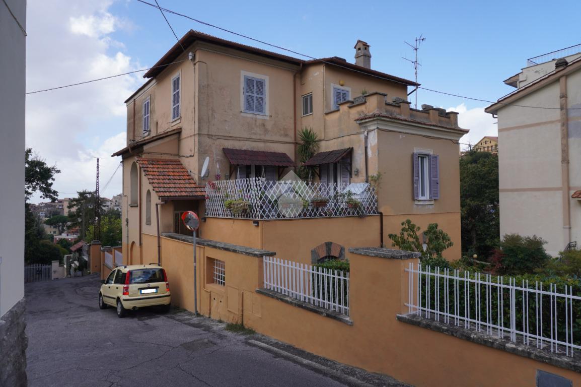 Attico in vendita a Ariccia