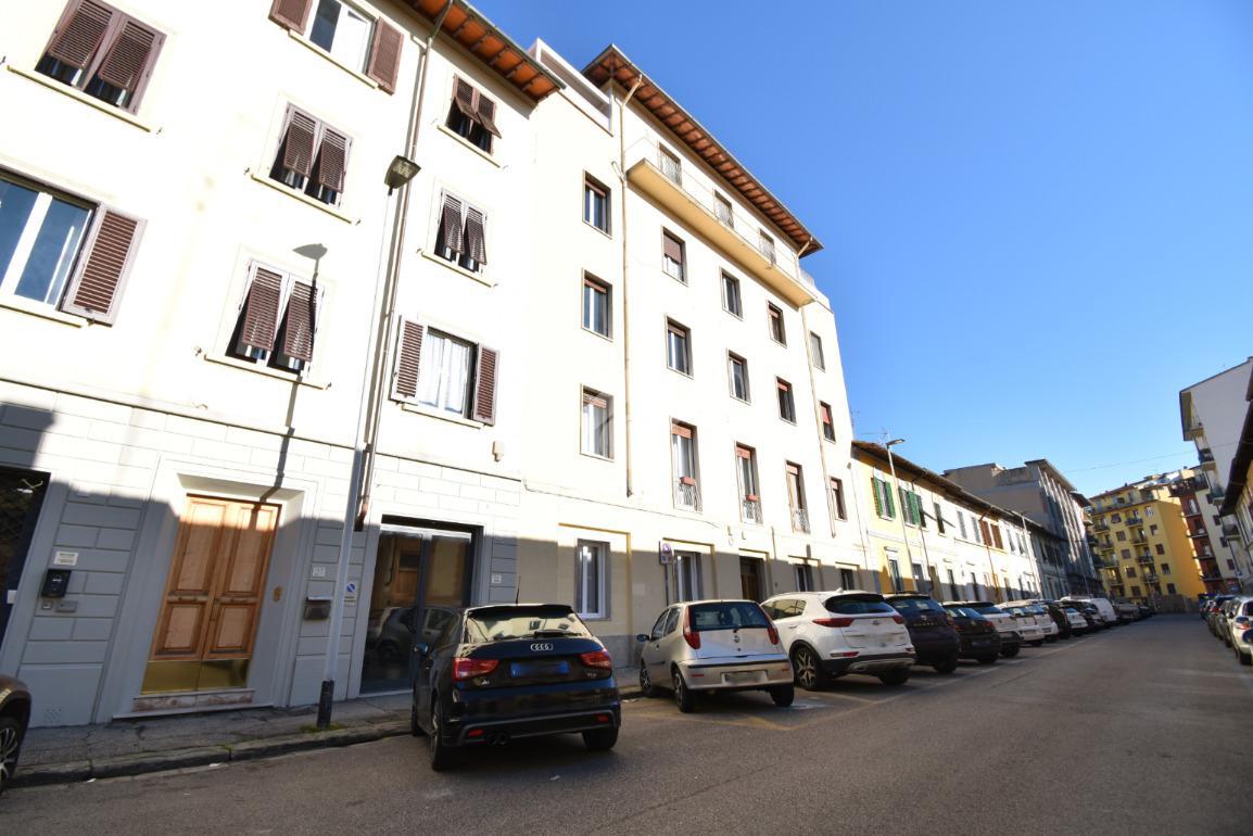 Appartamento in vendita a Firenze