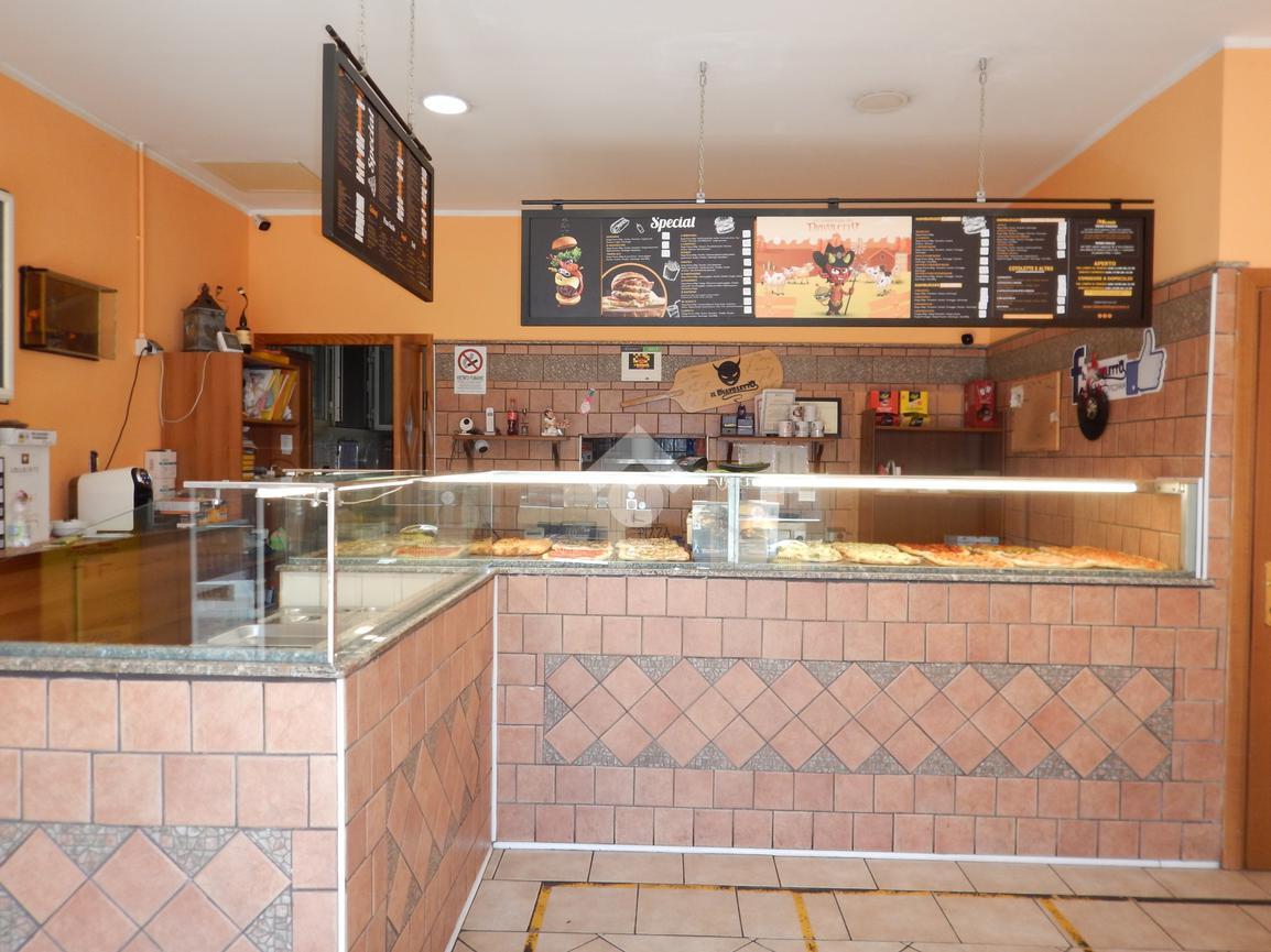 Negozio in vendita a Nepi