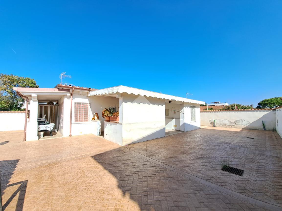 Villa in vendita a Ardea