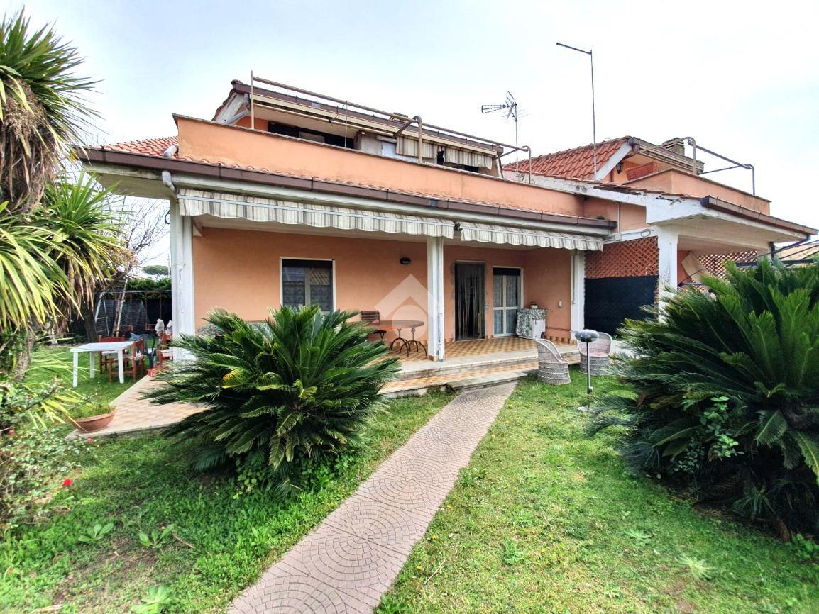 Villa in vendita a Ardea