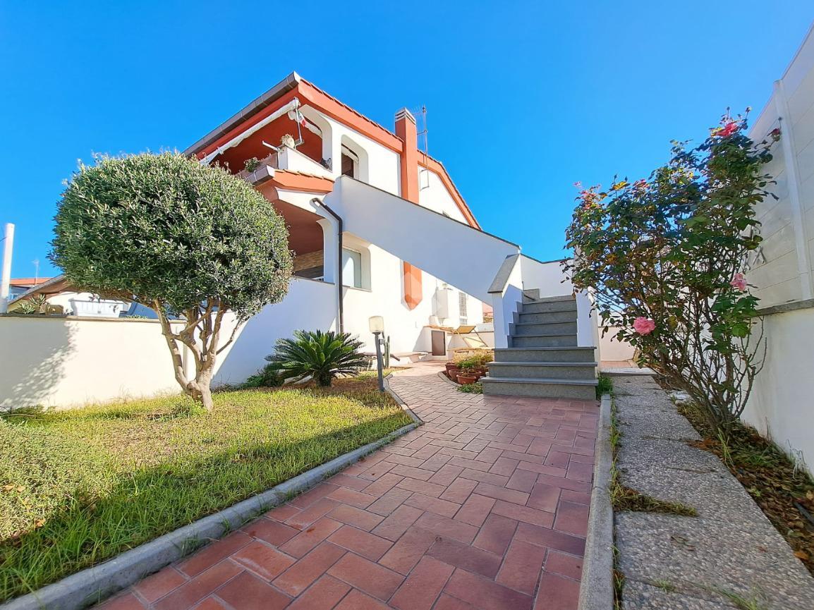 Appartamento in vendita a Ardea