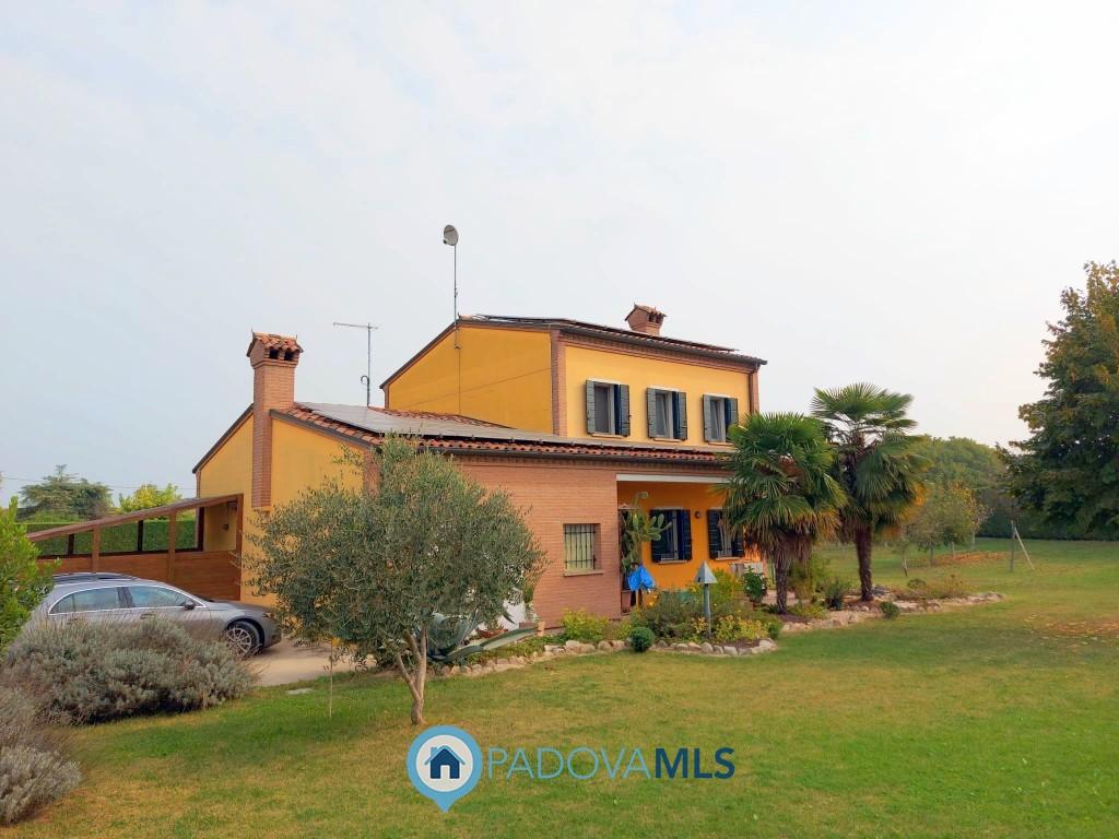 Villa in vendita a Tribano