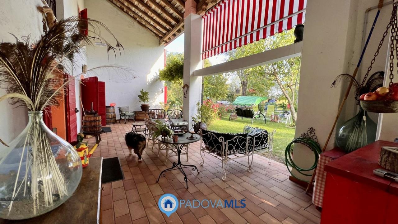 Rustico in vendita a Piazzola Sul Brenta