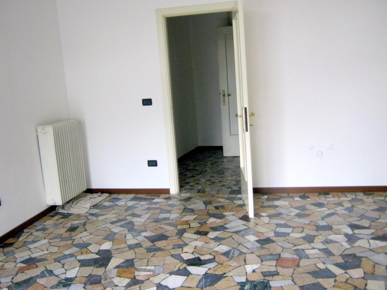 Negozio in affitto a Padova