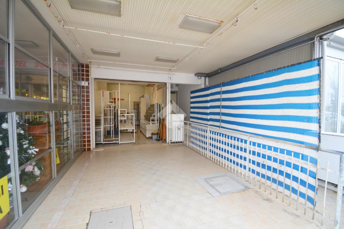 Box in vendita a Misano Adriatico