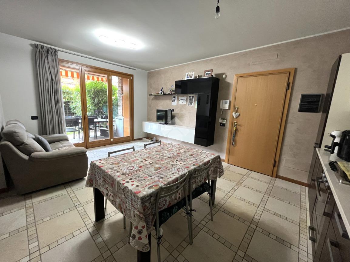 Trilocale in Via della Conciliazione 22, Ranica