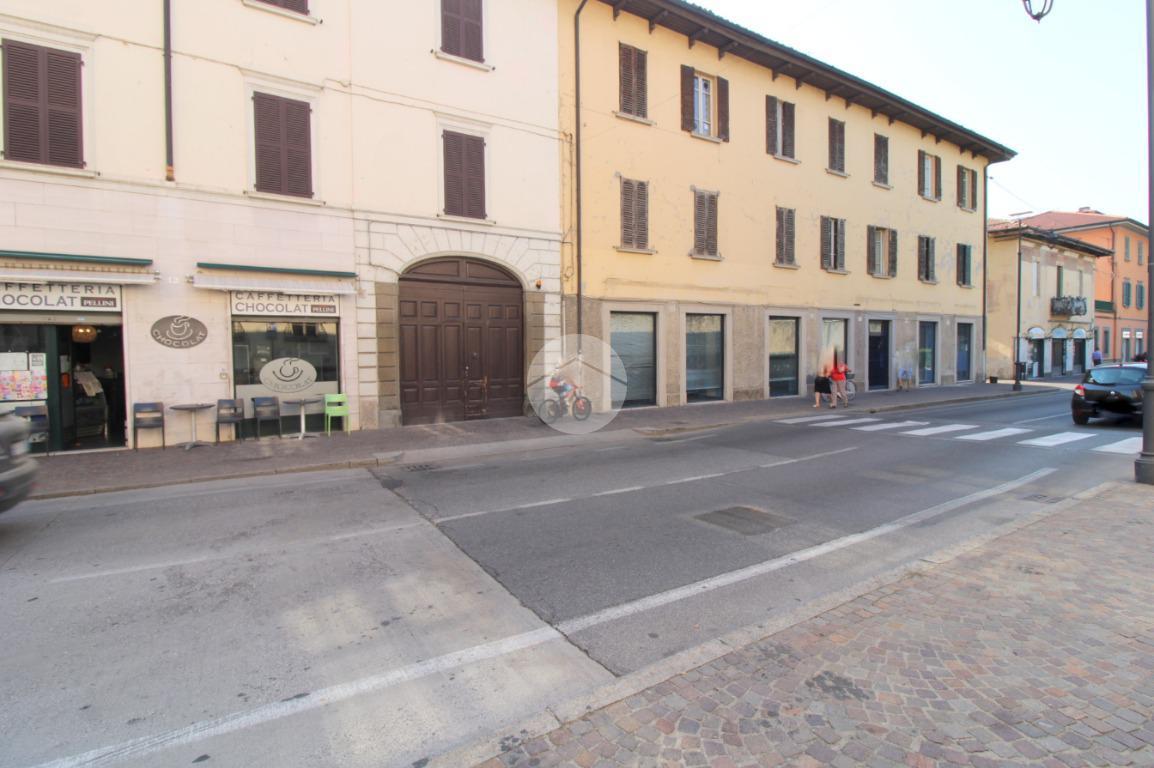 Ufficio in affitto a Rovato