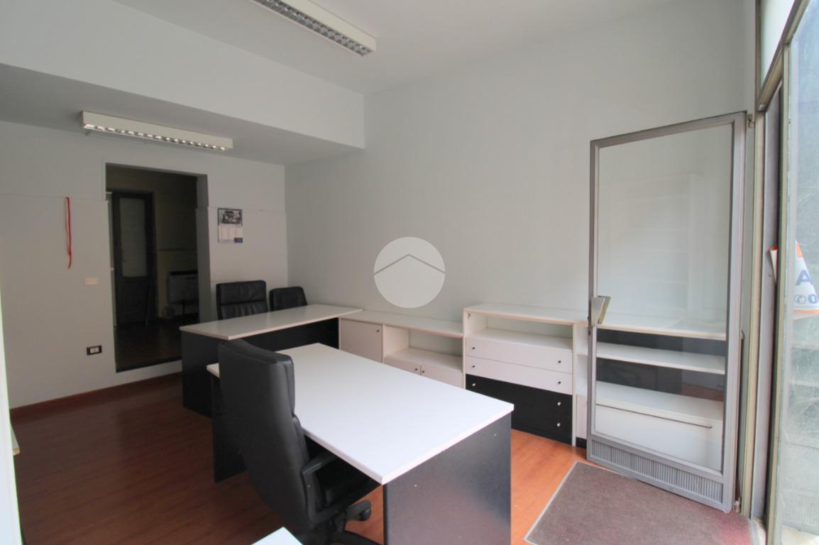 Negozio in vendita a Castegnato