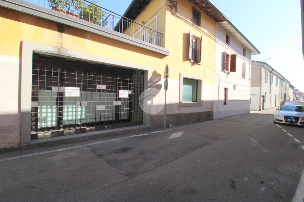 Capannone in vendita a Passirano