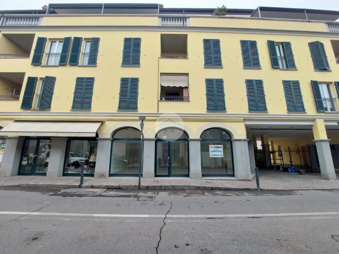 Ufficio in affitto a Rovato