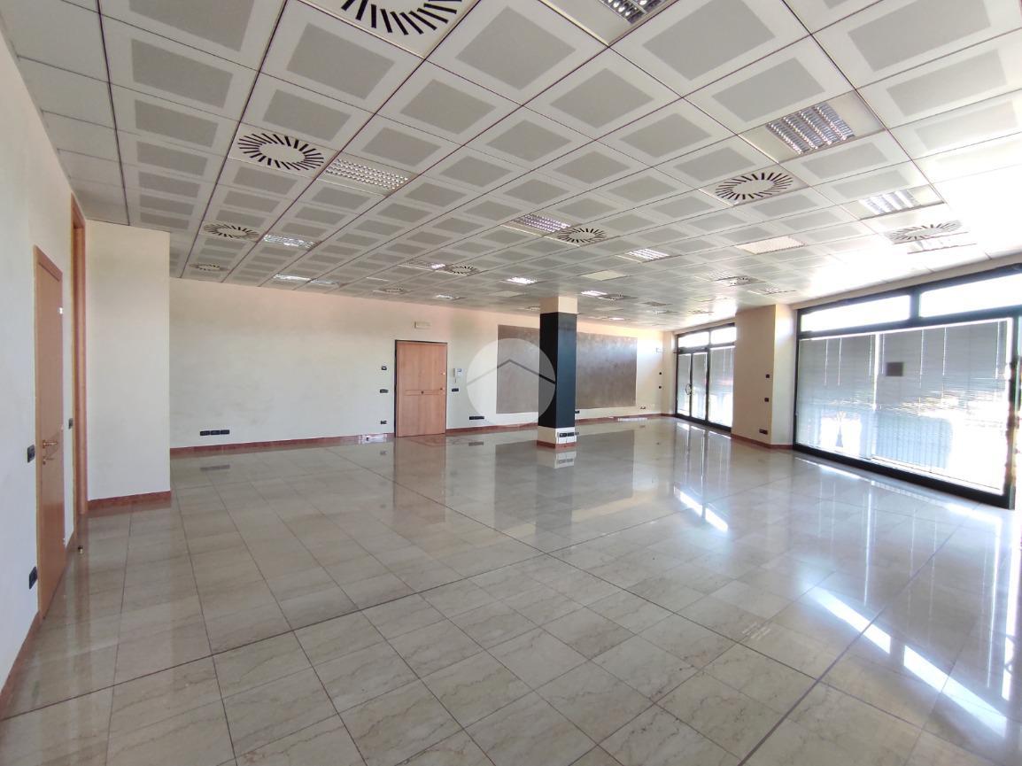 Ufficio in affitto a Cazzago San Martino