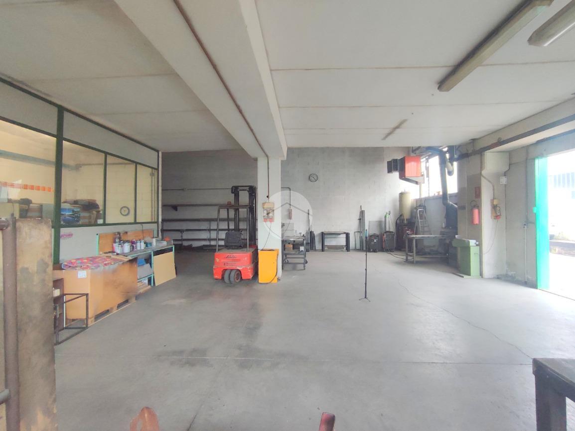 Capannone in vendita a Gussago