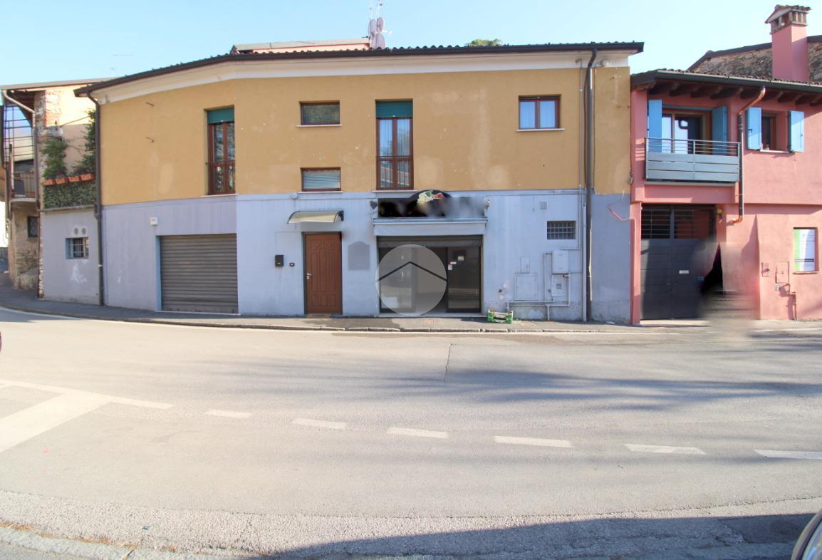 Negozio in vendita a Gussago