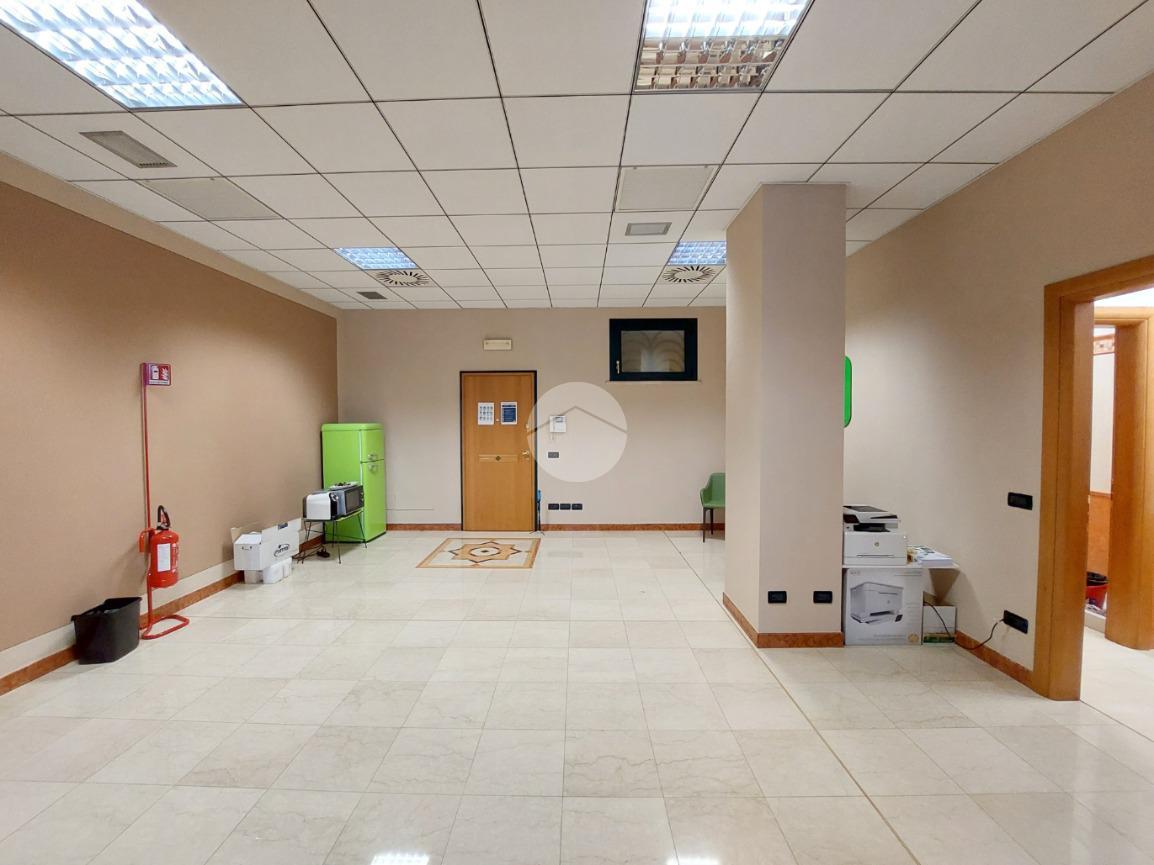 Ufficio in affitto a Cazzago San Martino Foto-8