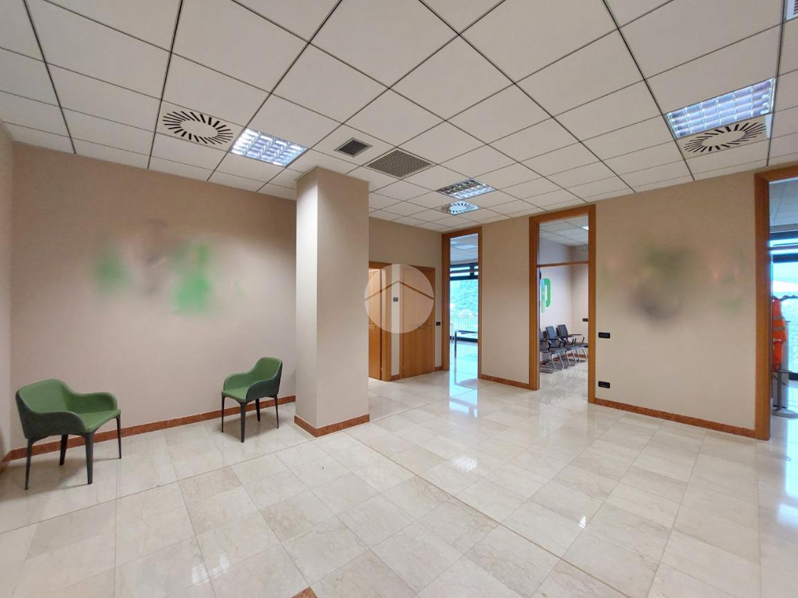 Ufficio in affitto a Cazzago San Martino Foto-3