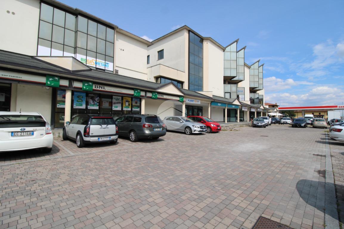 Ufficio in affitto a Rovato