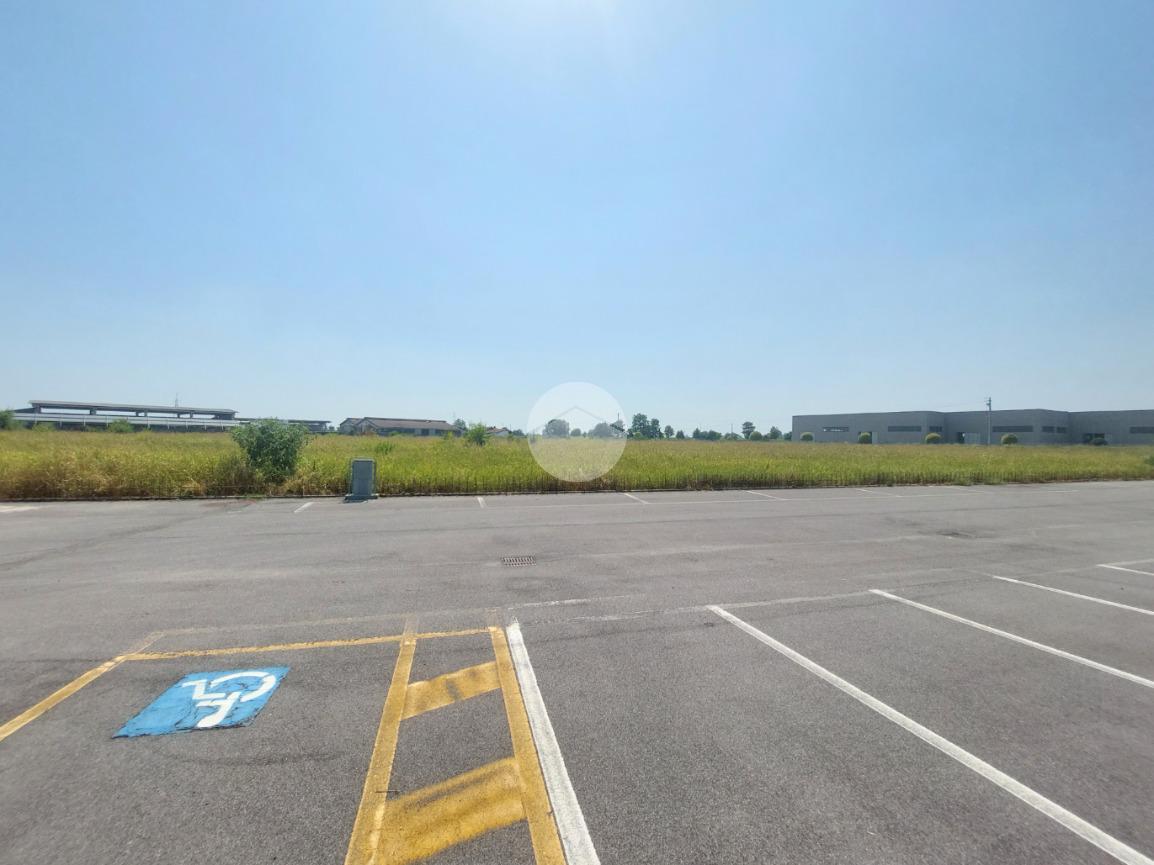 Terreno edificabile in vendita a Travagliato