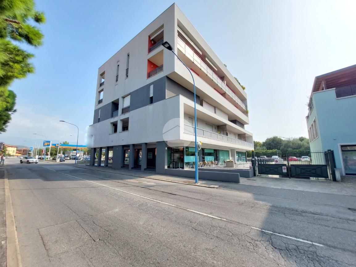 Negozio in vendita a Brescia