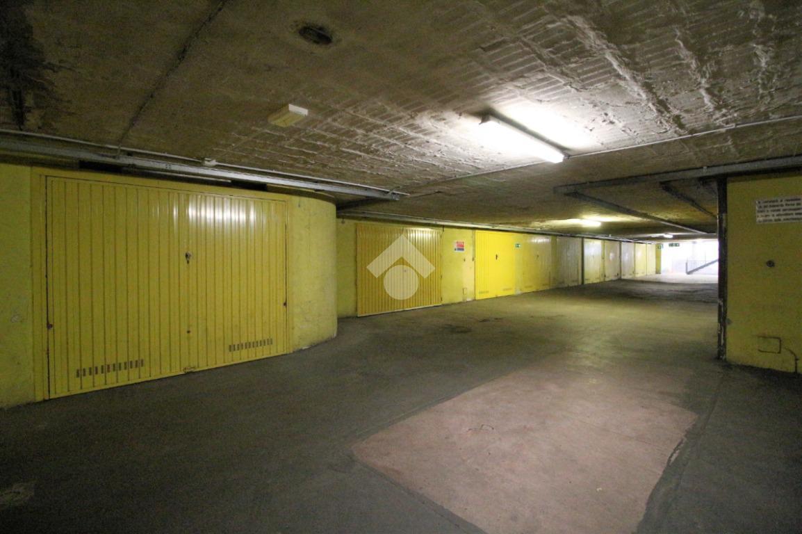 Box in vendita a Bologna