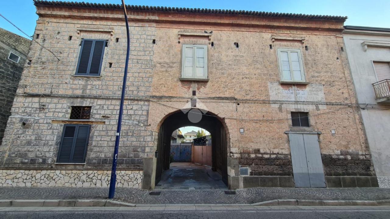 Casa indipendente in vendita a Curti