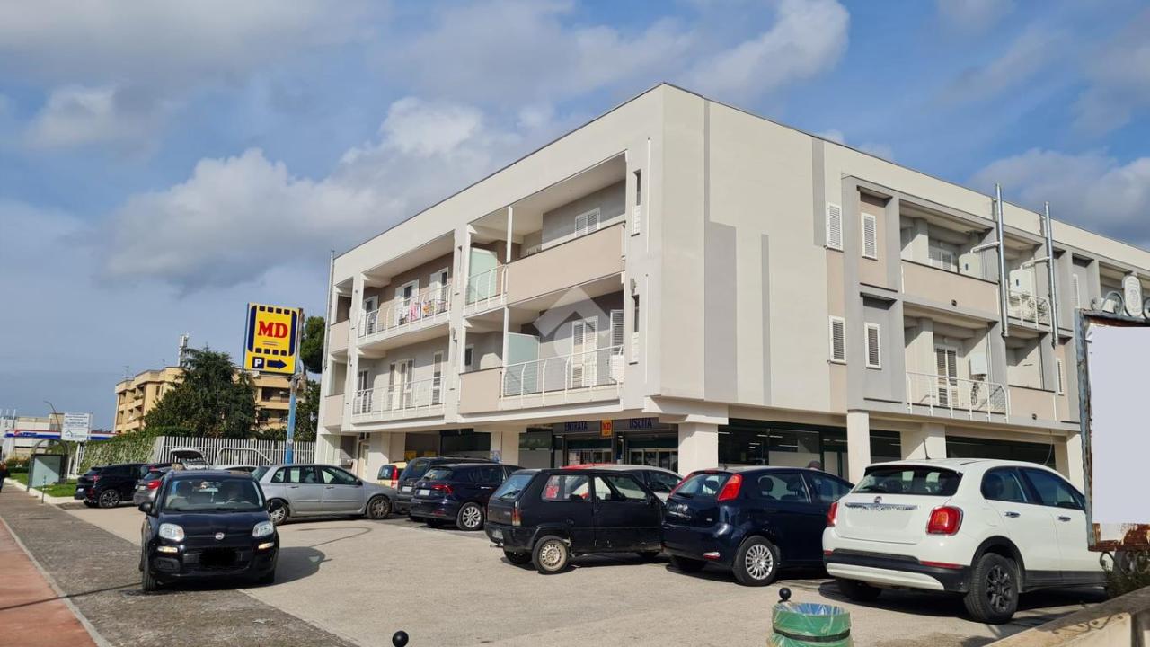 Ufficio in vendita a Curti