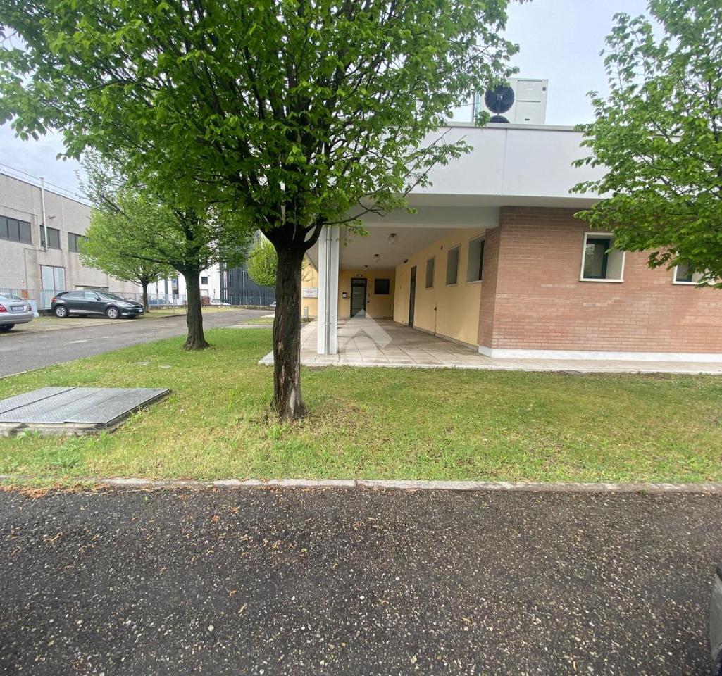 Laboratorio in vendita a Cavriago