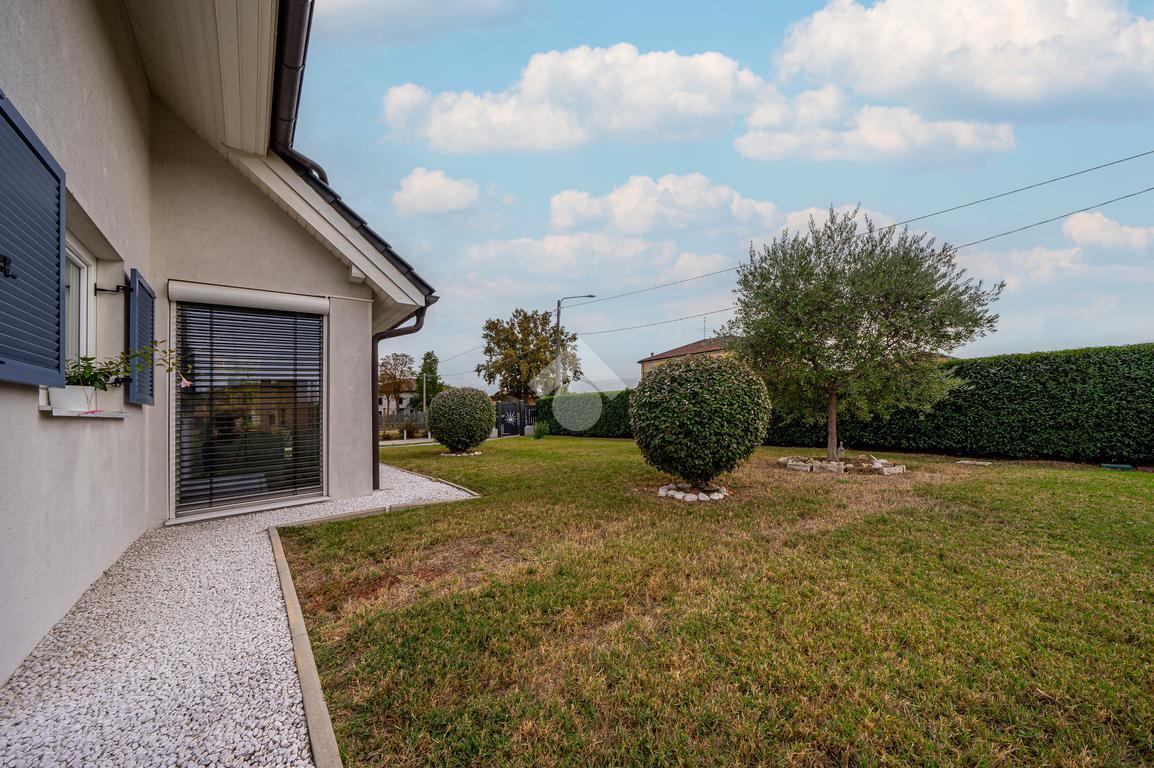 Villa in vendita a Gattatico Foto-35