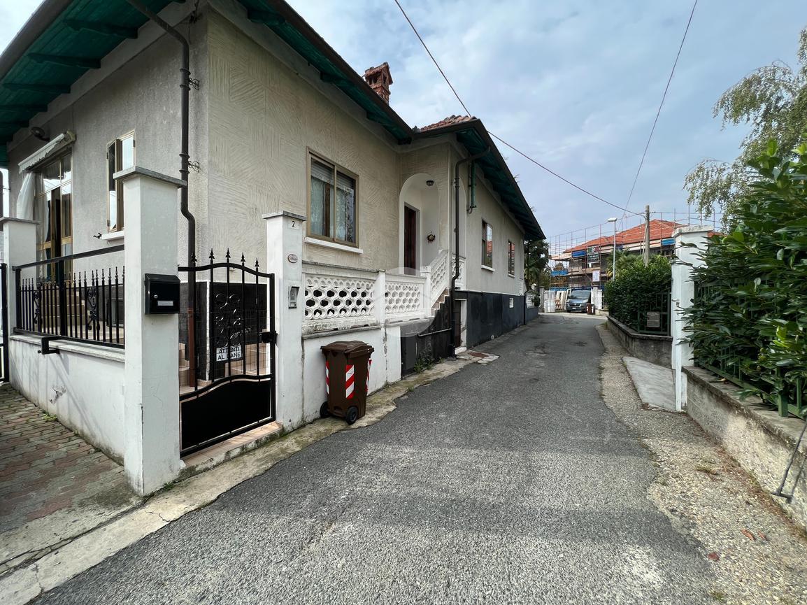 Casa indipendente in vendita a Alpignano