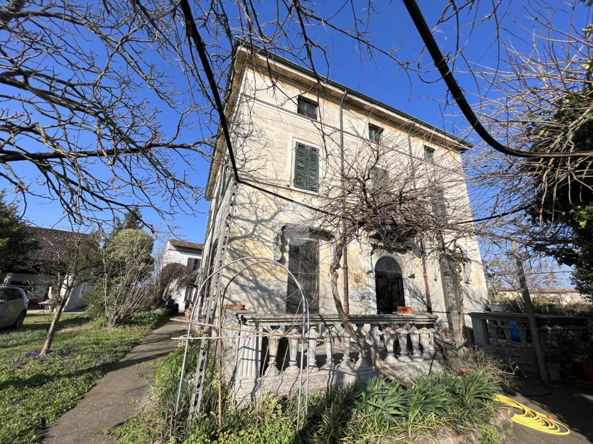 Villa in vendita a Canneto Sull'Oglio