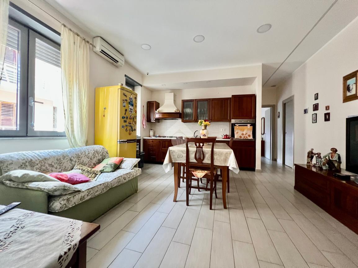 Appartamento in vendita a Mugnano Di Napoli