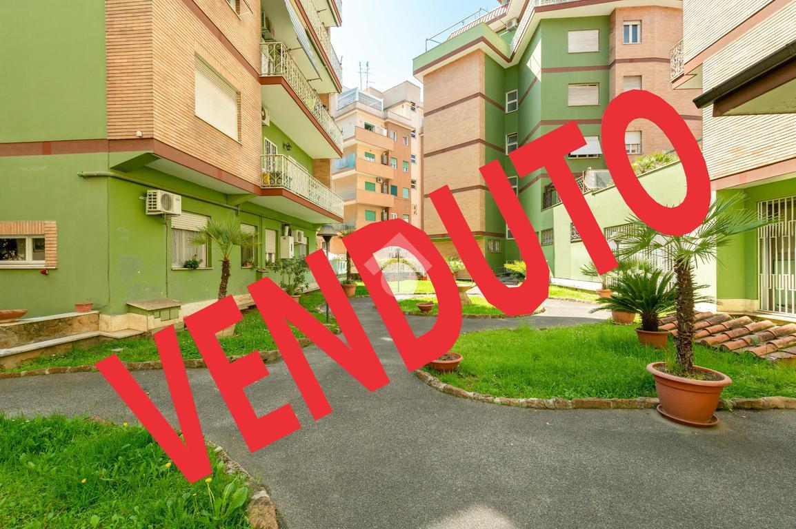 Appartamento in vendita a Roma