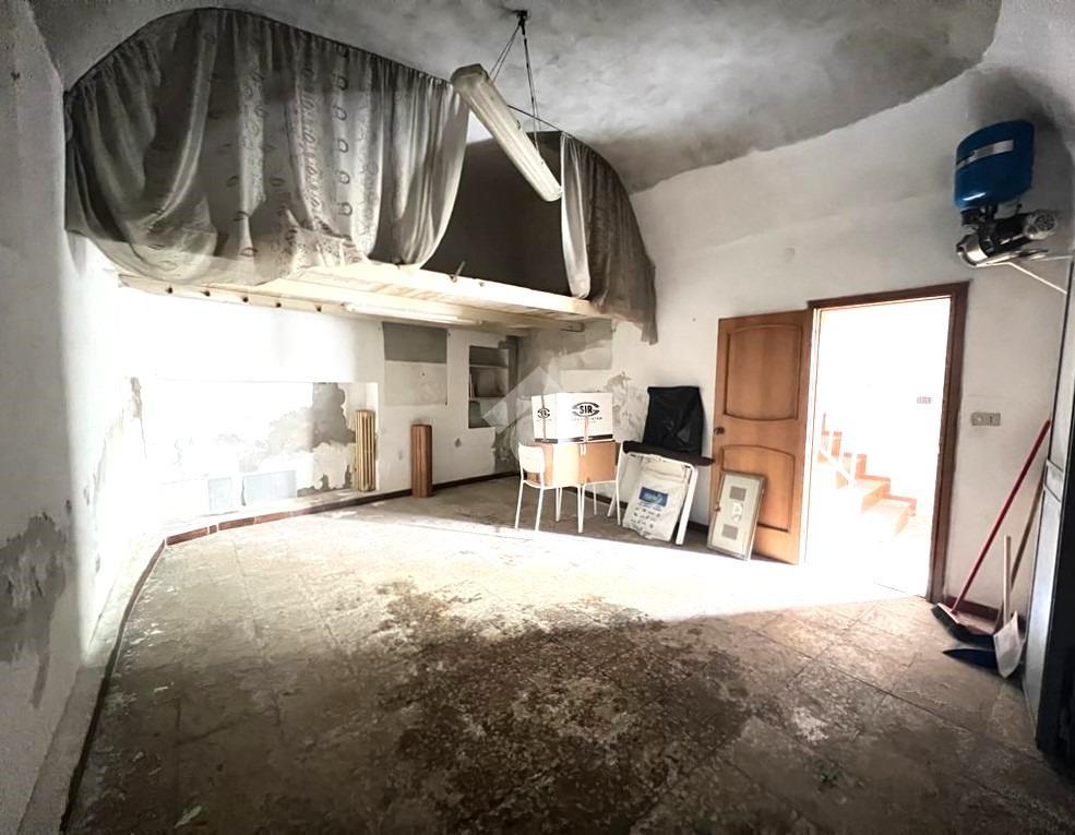 Palazzo in vendita a Barletta Foto-17