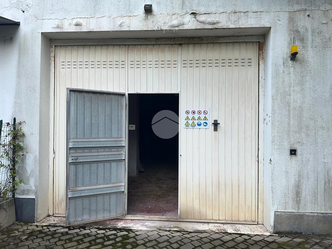 Magazzino in vendita a Arenzano