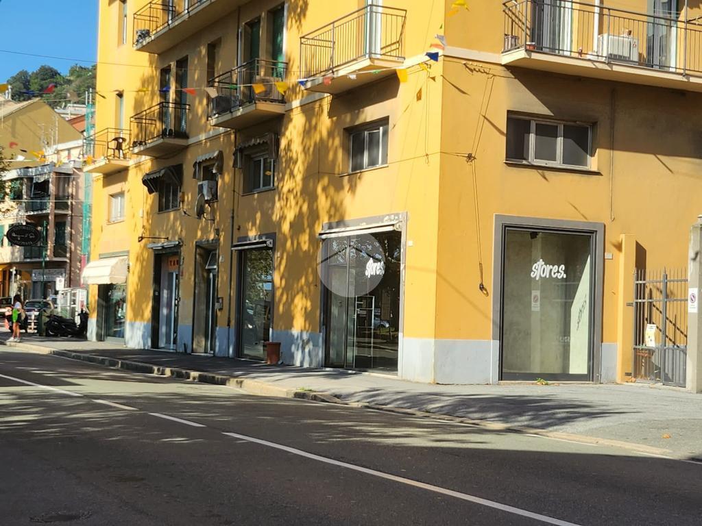Negozio in affitto a Genova