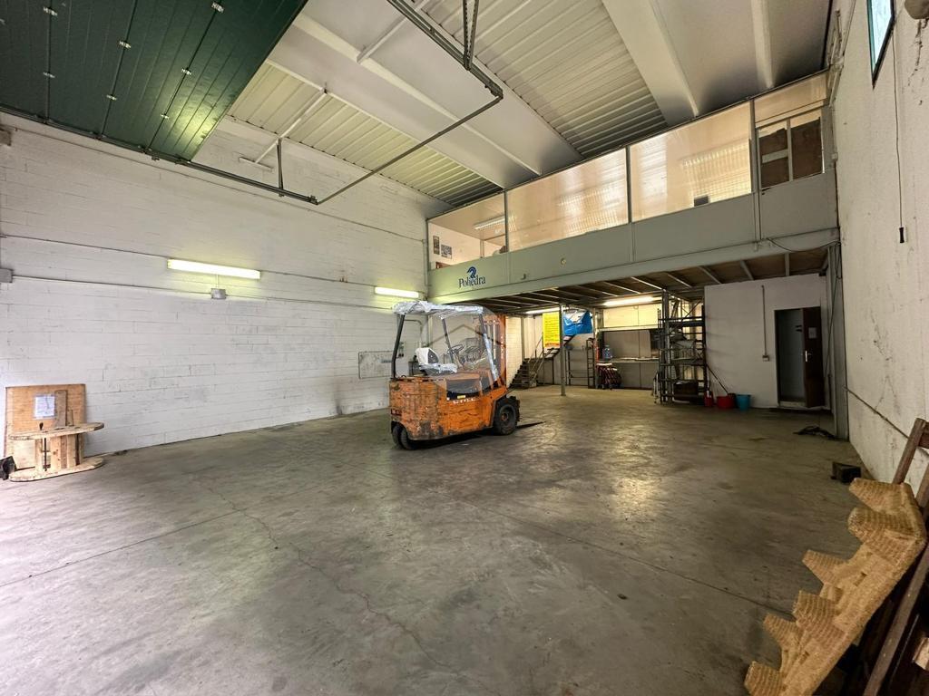 Capannone in affitto a Cogoleto