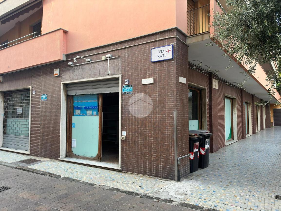 Negozio in affitto a Cogoleto