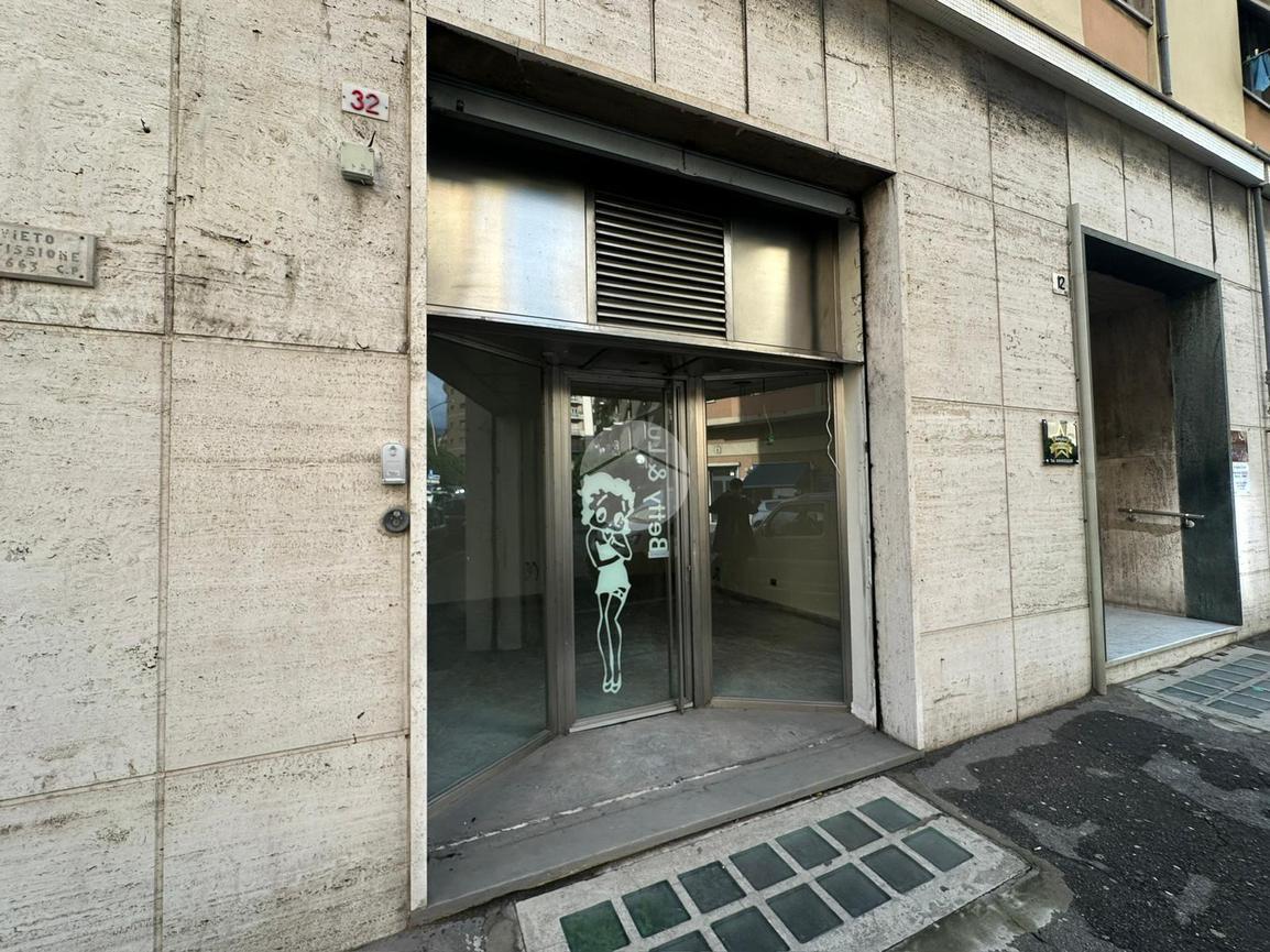 Negozio in vendita a Genova